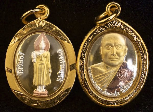 Special Edition Gold Monday Birthday Buddha Pendant - Thai Amulet Store ...