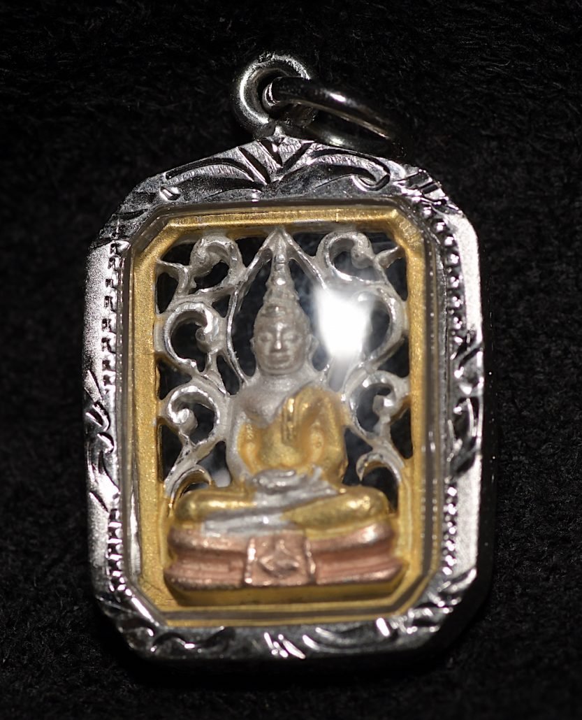 Thai Buddha Amulet Characteristics | Postures and Meanings