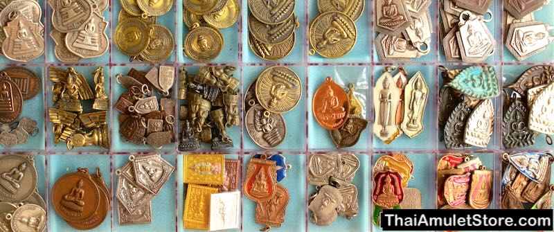 Where to Buy Thai Amulets in Bangkok, Thailand?